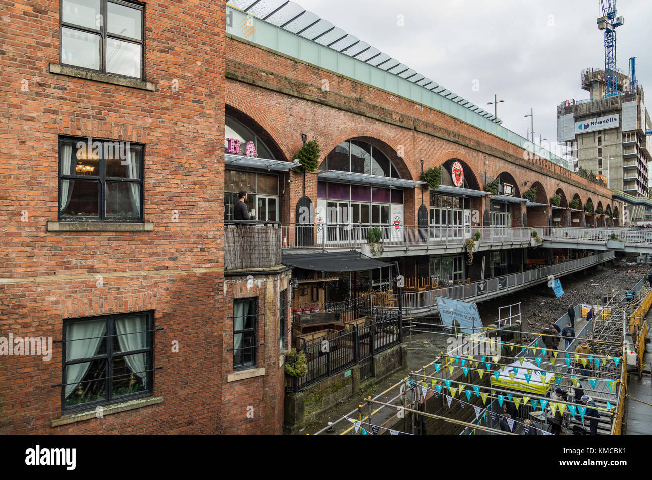 Rochdale Canal at Deansgate Locks Being Drained Of Rubbish And Litter ...