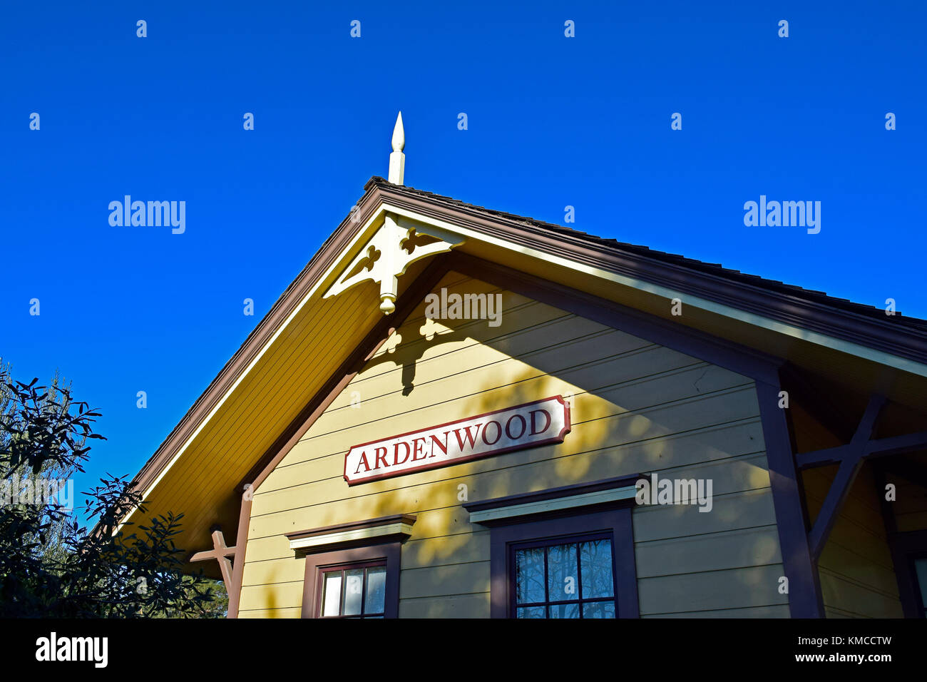 Arden center hi-res stock photography and images - Alamy