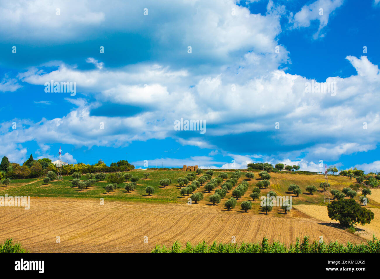 Italy landscape view with clouds on blue sky, Italian fields Stock ...