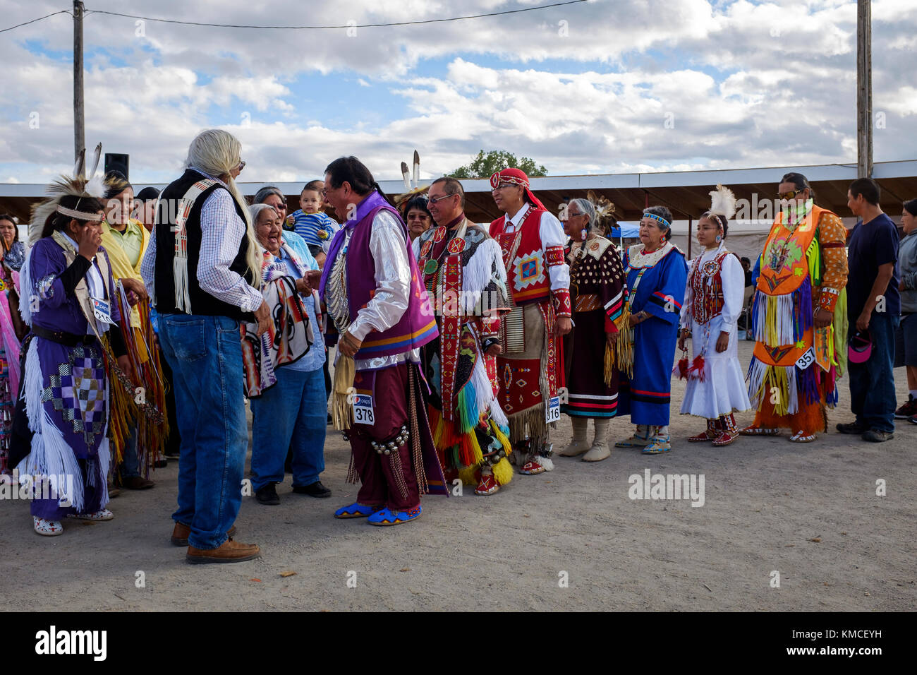 Native american elders hi-res stock photography and images - Alamy