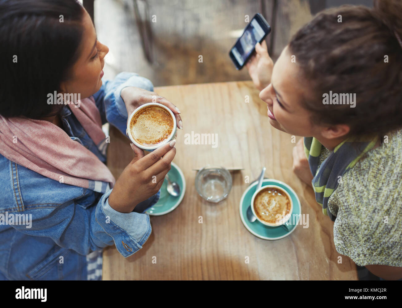 Using a phone to photograph hi-res stock photography and images - Alamy