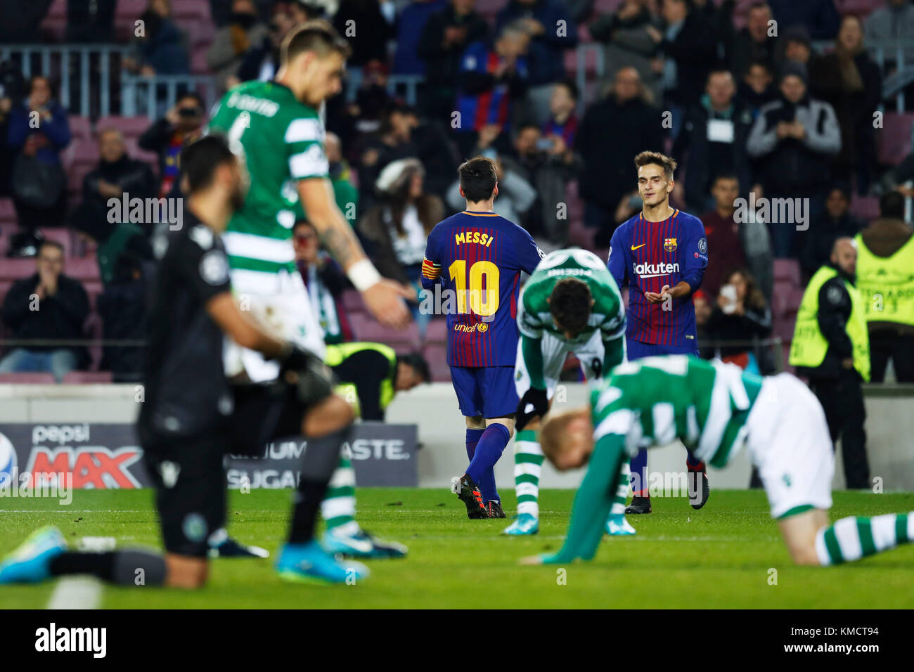 Barcelona, Spain. 5th Dec, 2017. Two team grup Football/Soccer : UEFA ...