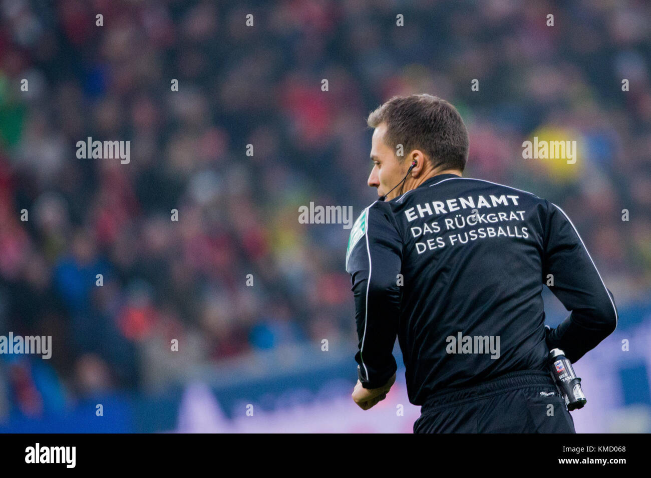 Leverkusen, Germany. 2nd Dec, 2017. Referee Robert Hartmann during the ...
