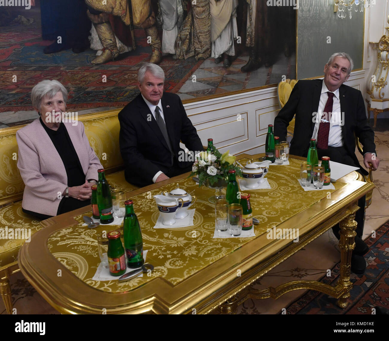 Czech president milos zeman right hi-res stock photography and images ...
