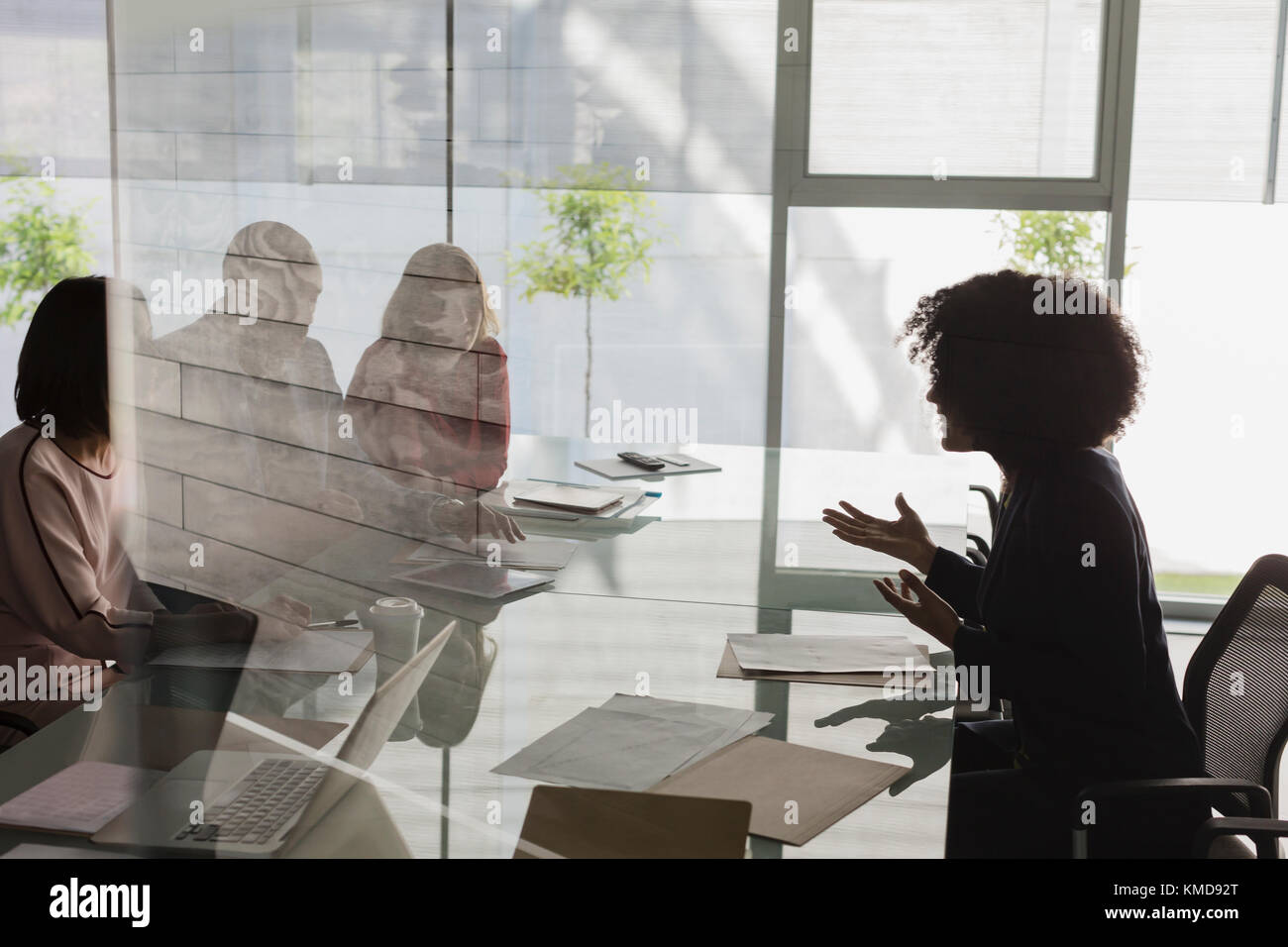 Group of women at conference silhouette hi-res stock photography and ...