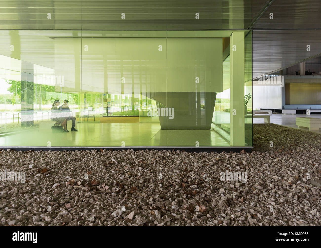 Modern talking hi-res stock photography and images - Alamy