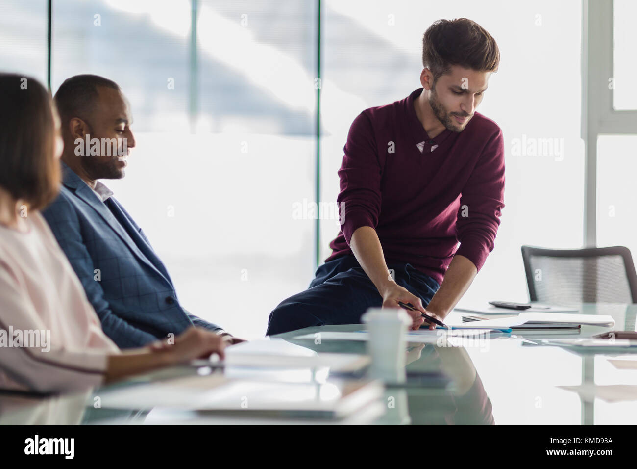 Explaining millennial hi-res stock photography and images - Alamy