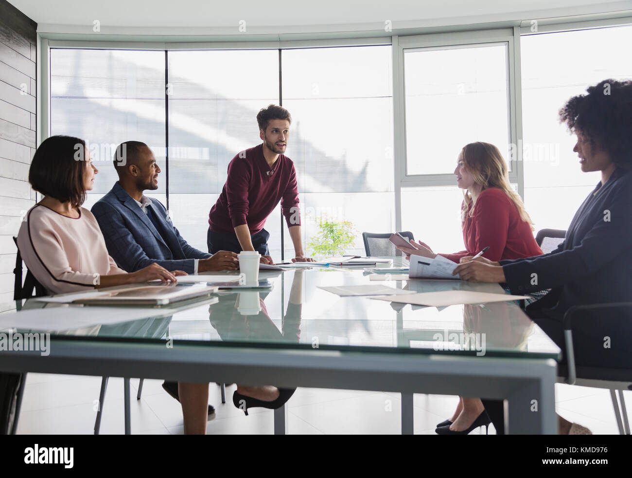 Multi ethnic group conference room hi-res stock photography and images ...