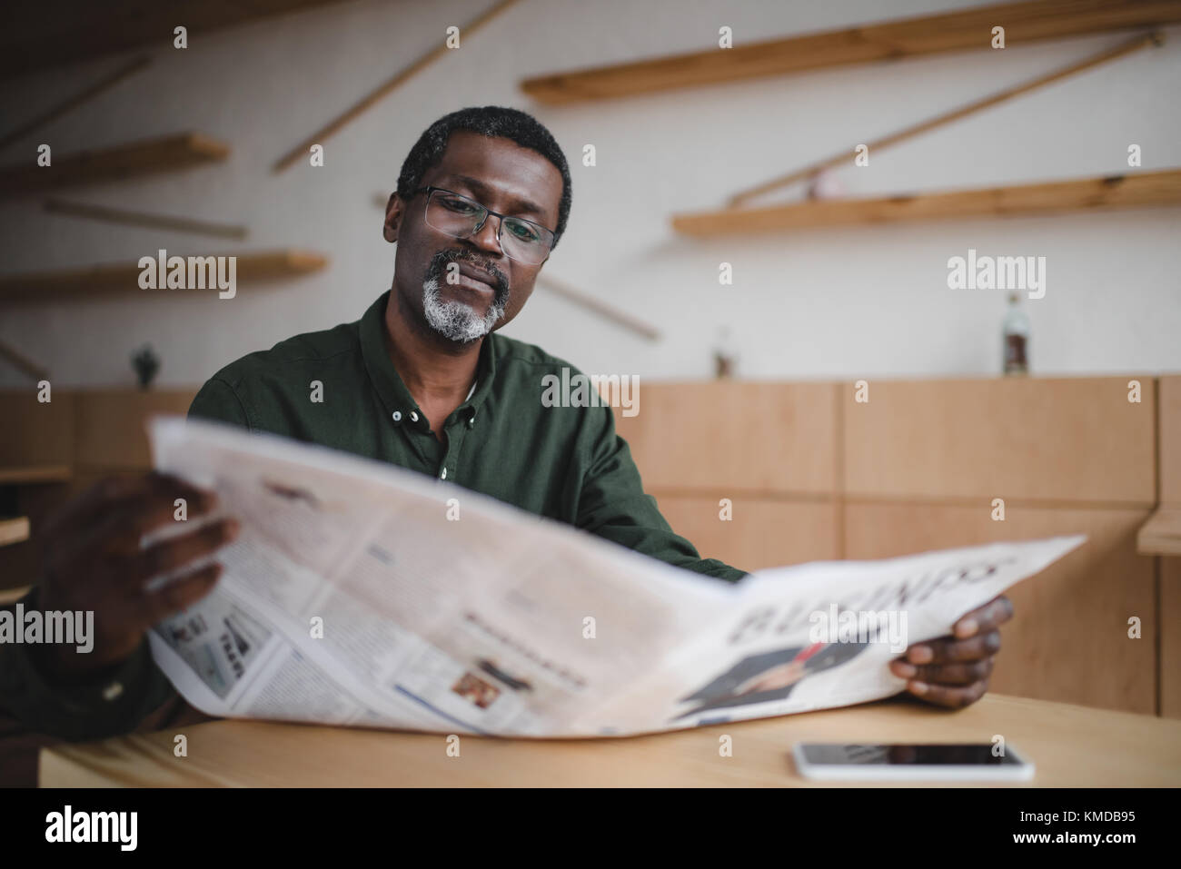 businessman reading newspaper Stock Photo - Alamy businessman reading newspaper Stock Photo - Alamy