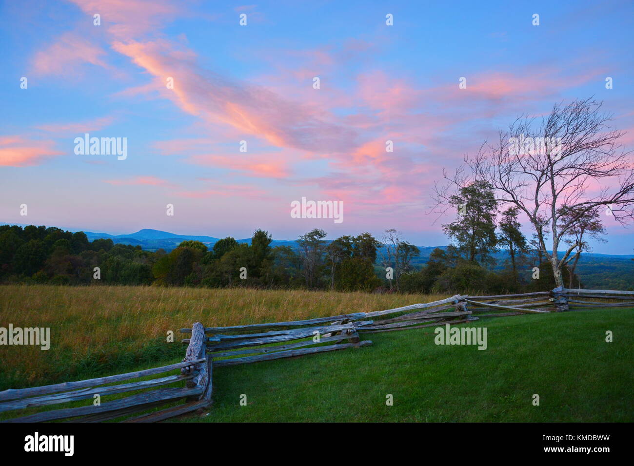 A dramatic and colorful sunset atop Groundhog Mountain on the Blue ...