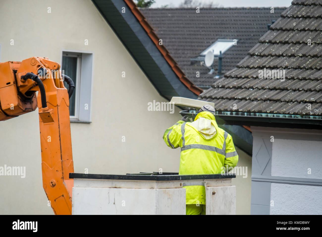 Street Lamp Repair Maintenance Stock Photos & Street Lamp Repair ...