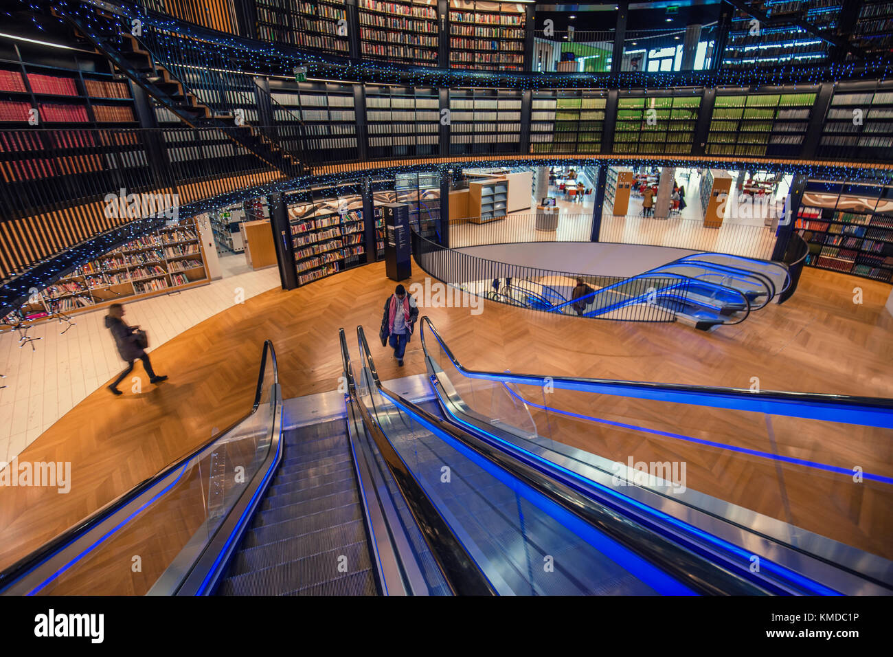 Birmingham library interior view public hi-res stock photography and ...