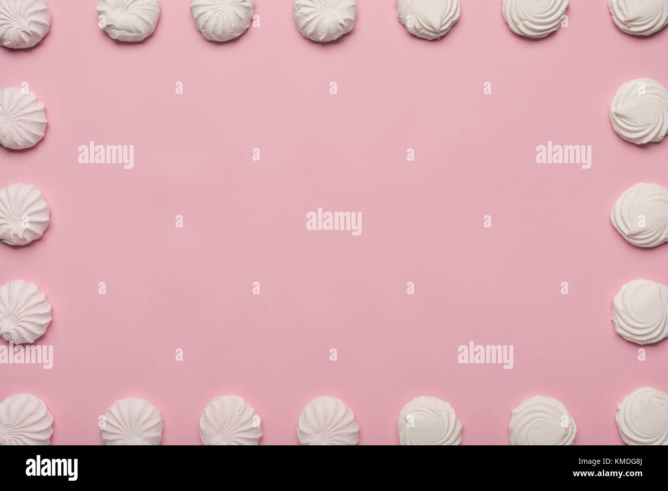 frame of white marshmallows Stock Photo - Alamy