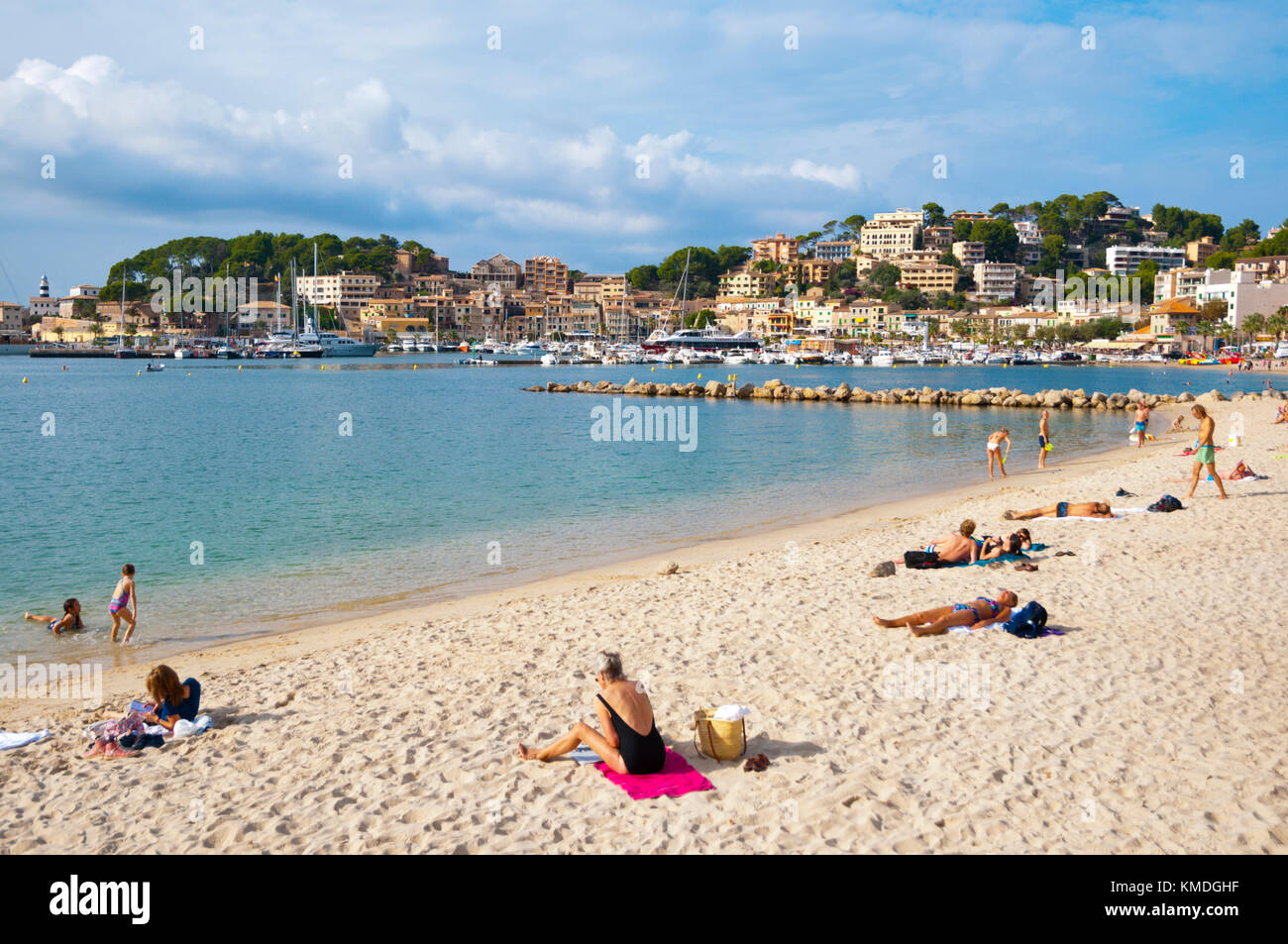 Platja de Port de soller, beach, Port de Soller, Mallorca, Balearic ... Platja de Port de soller, beach, Port de Soller, Mallorca, Balearic ...