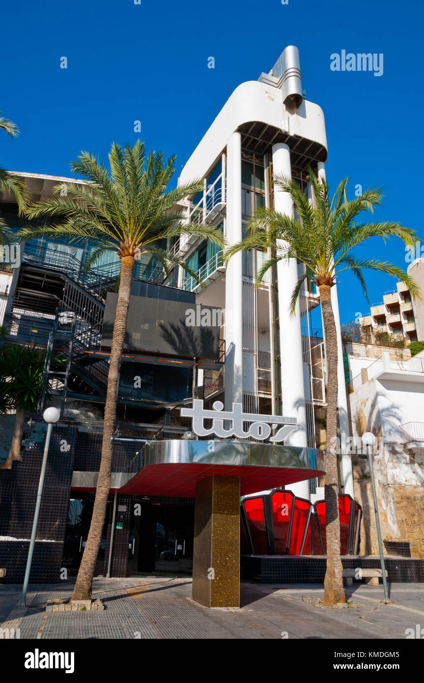 Tito's International Club, Paseo Maritimo, Passeig Maritim, Avinguda de ...