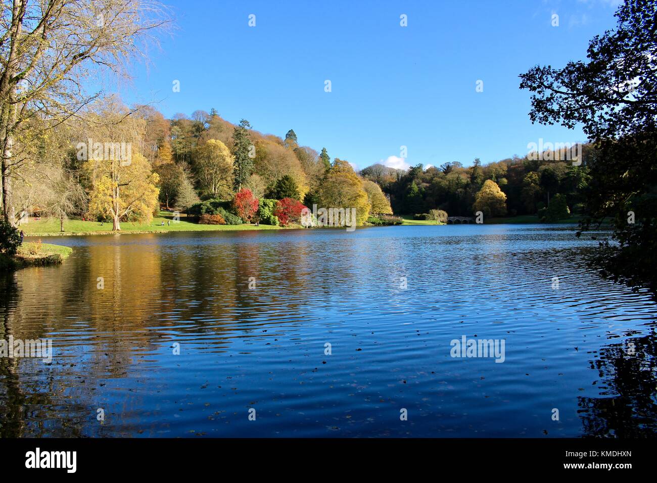 Stourhead Lake in Wiltshire Stock Photo - Alamy