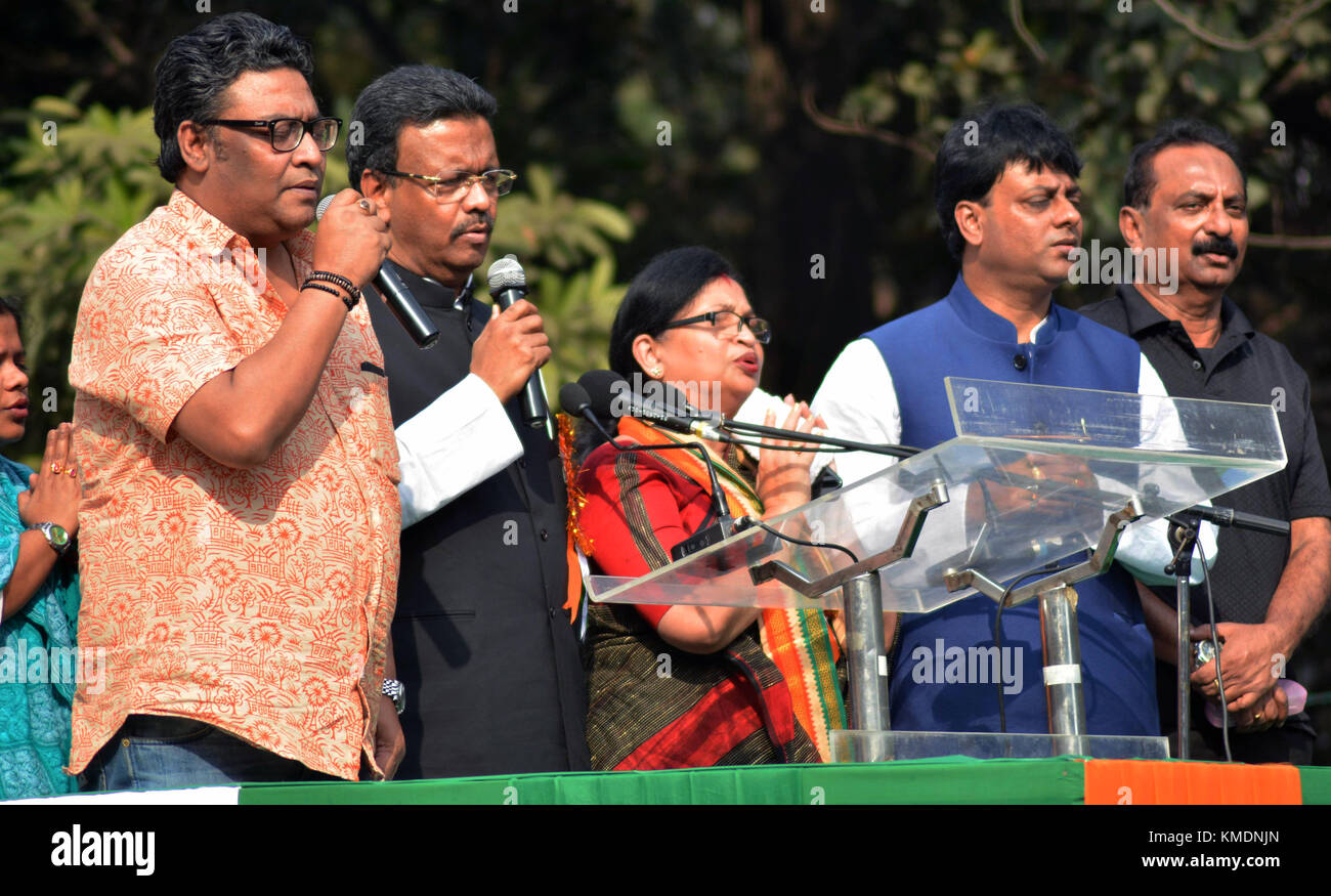 Ashok rudra hi-res stock photography and images - Alamy