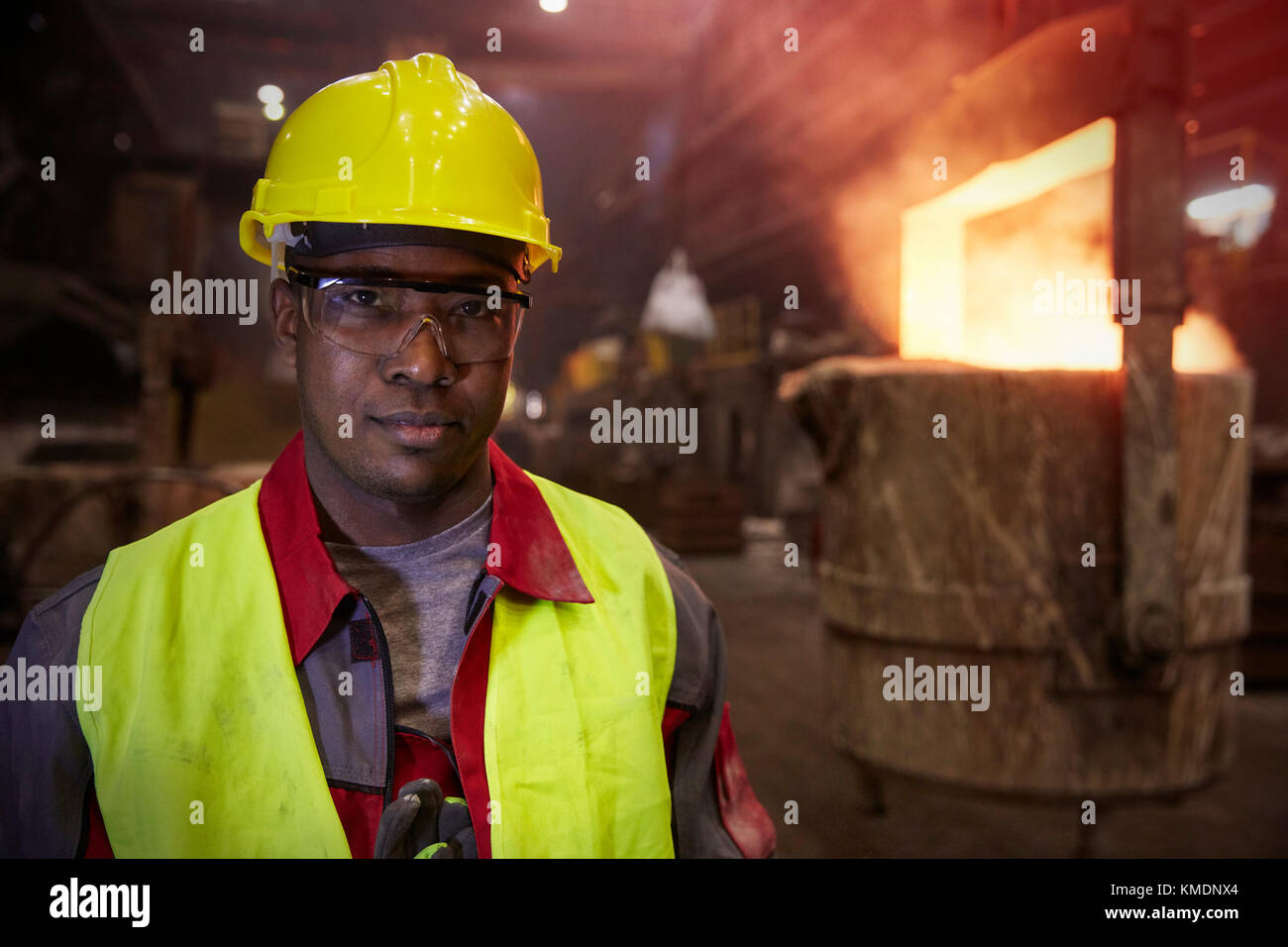 Steelworker furnace hi-res stock photography and images - Alamy