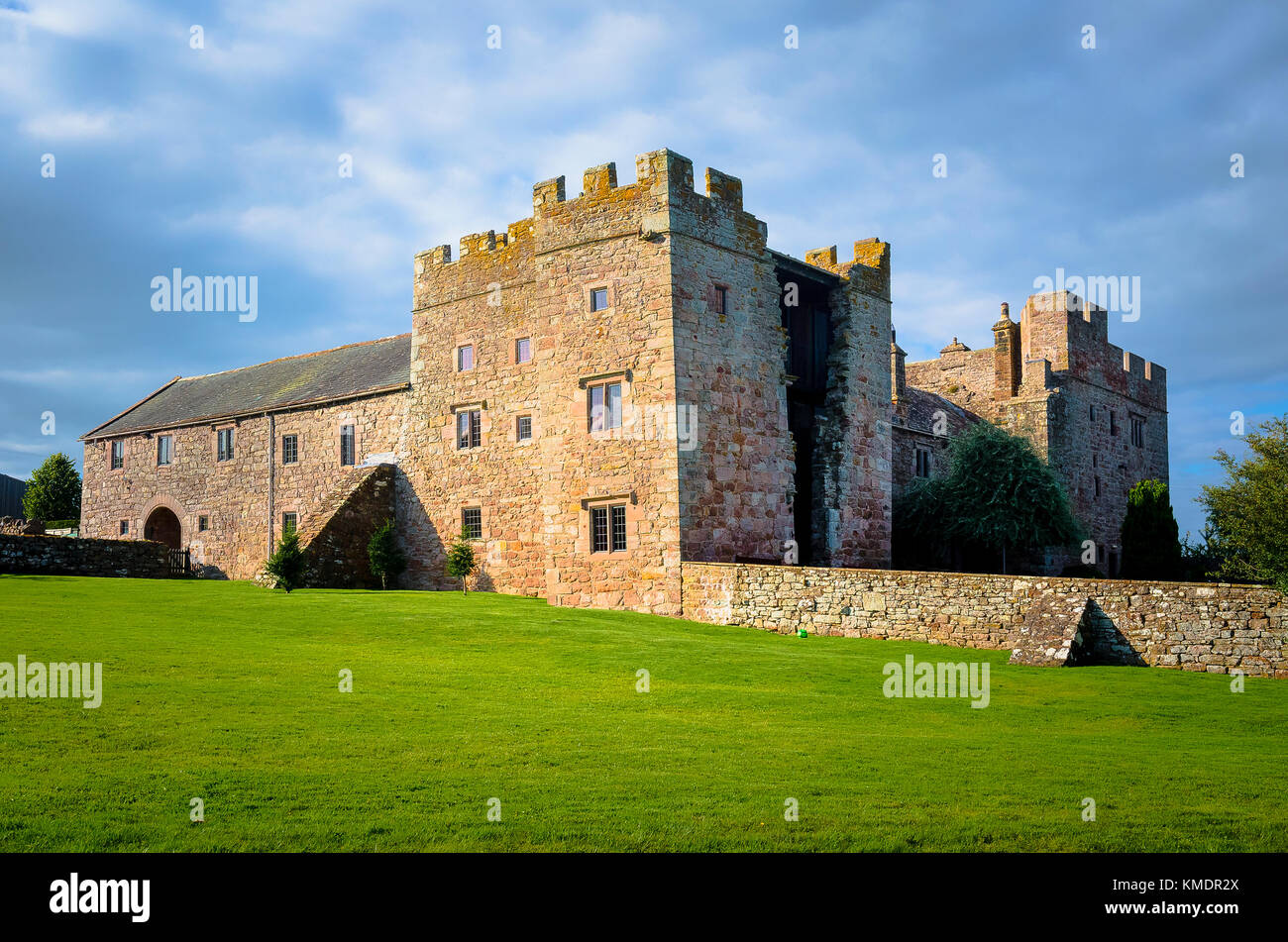 A 5-star luxury holiday letting in a restored Grade 1 listed 15th ...