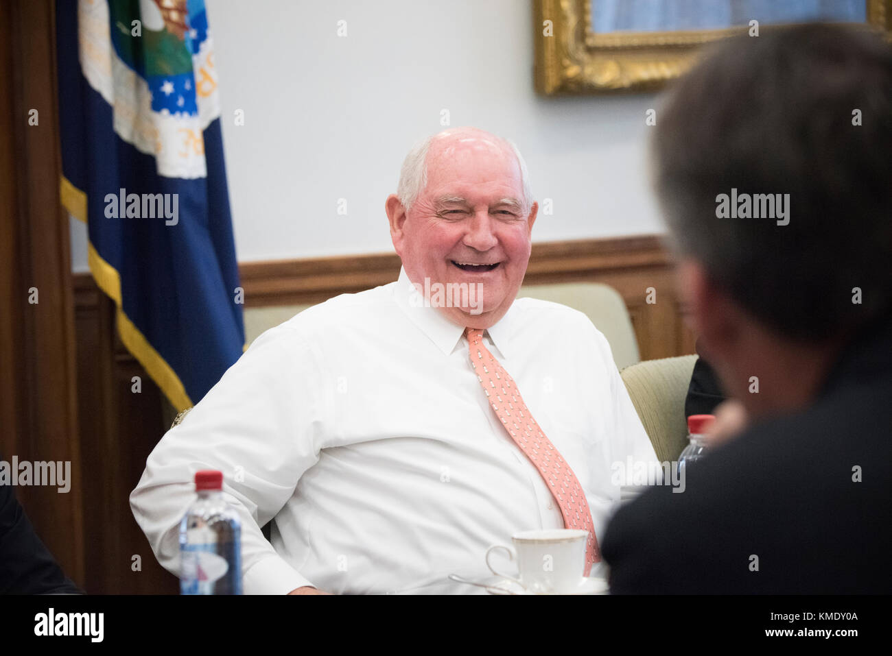 Agriculture secretary sonny perdue hi-res stock photography and images ...