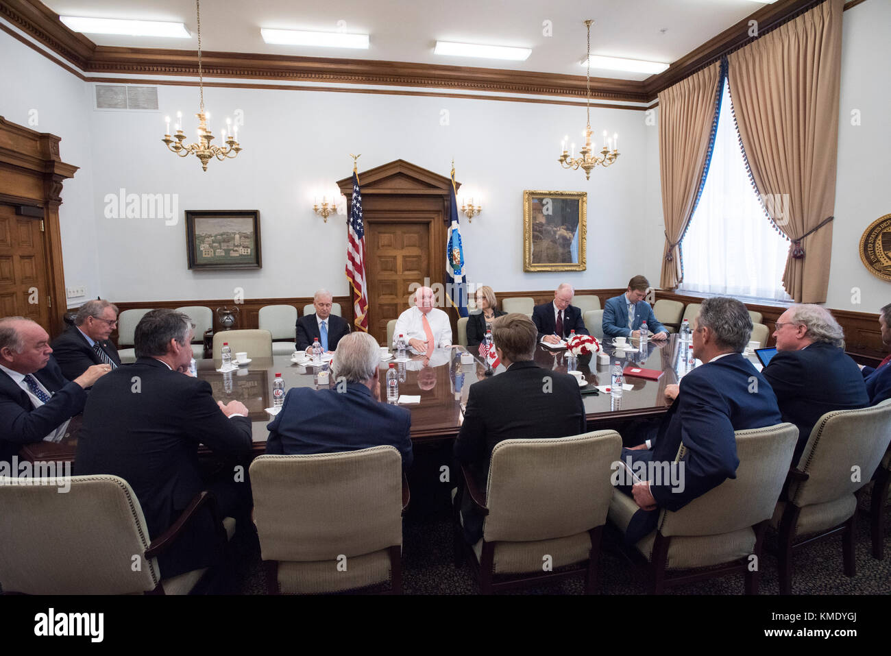 U.S. Agriculture Secretary Sonny Perdue meets with Canadian territory ...