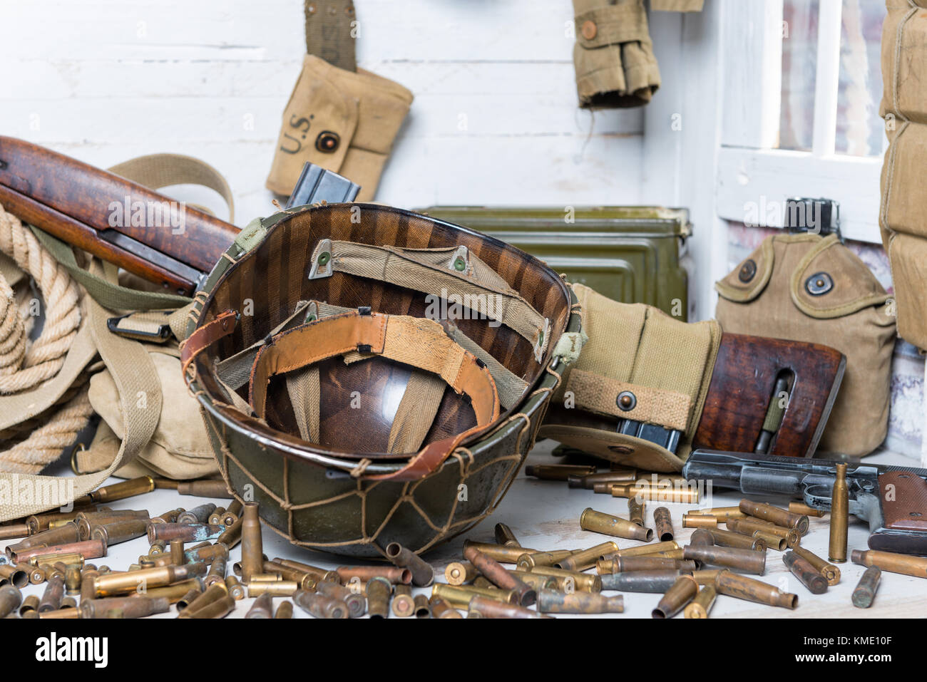 the U.S. military equipment and weapons of World War II Stock Photo - Alamy