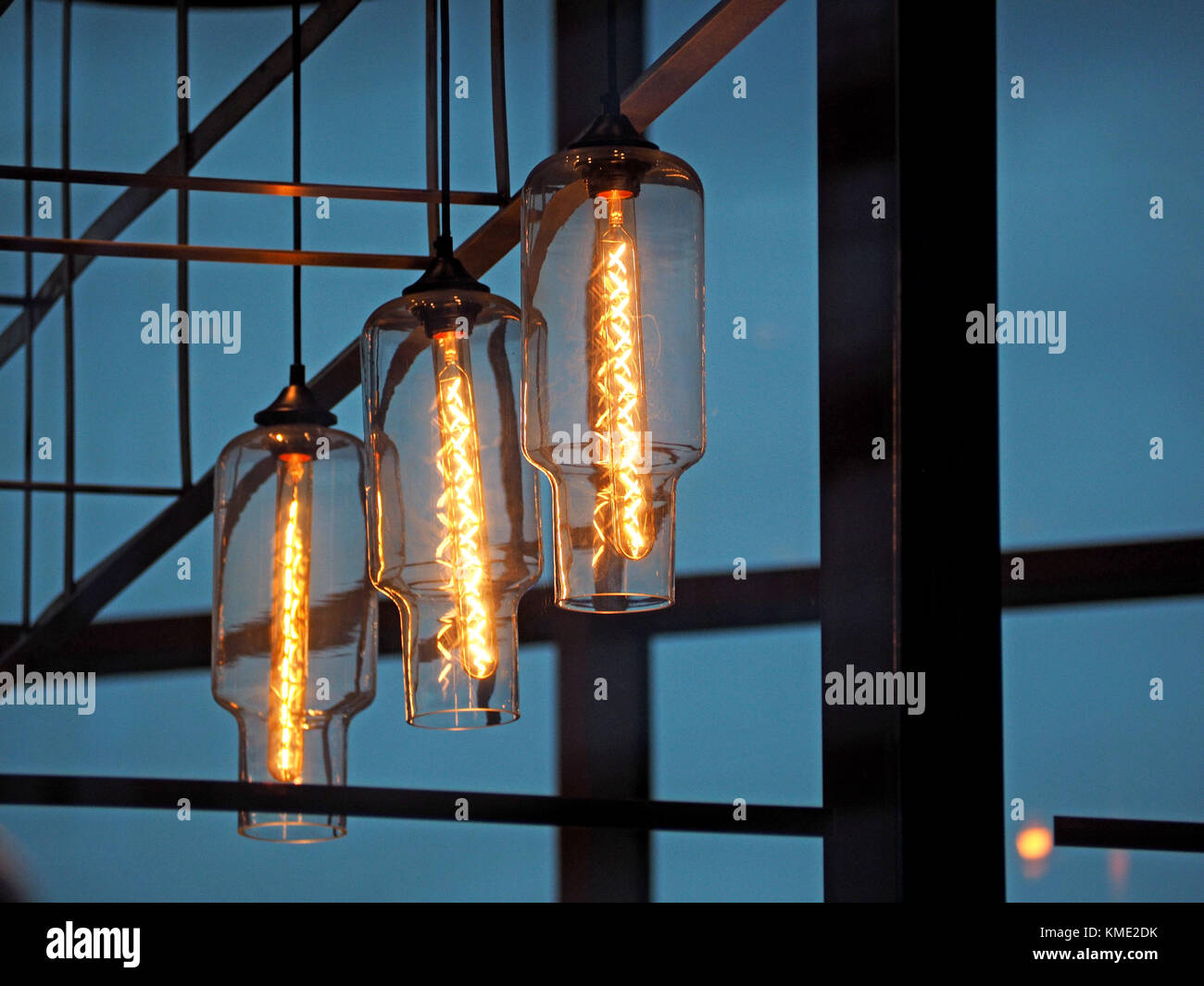 Modern filament lighting hi-res stock photography and images - Alamy