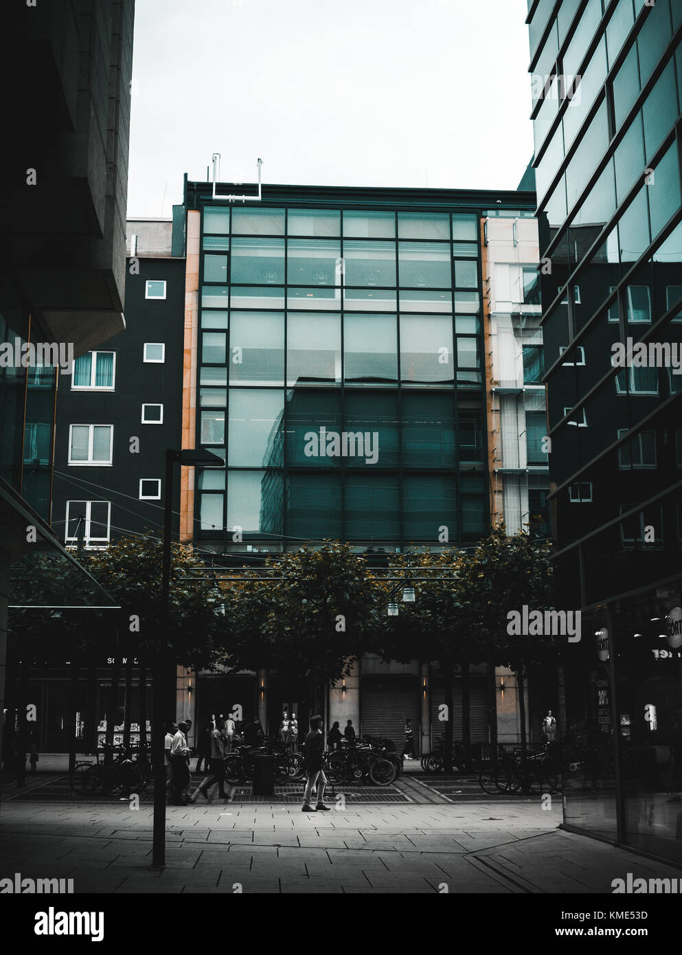 Cool architecture hi-res stock photography and images - Alamy