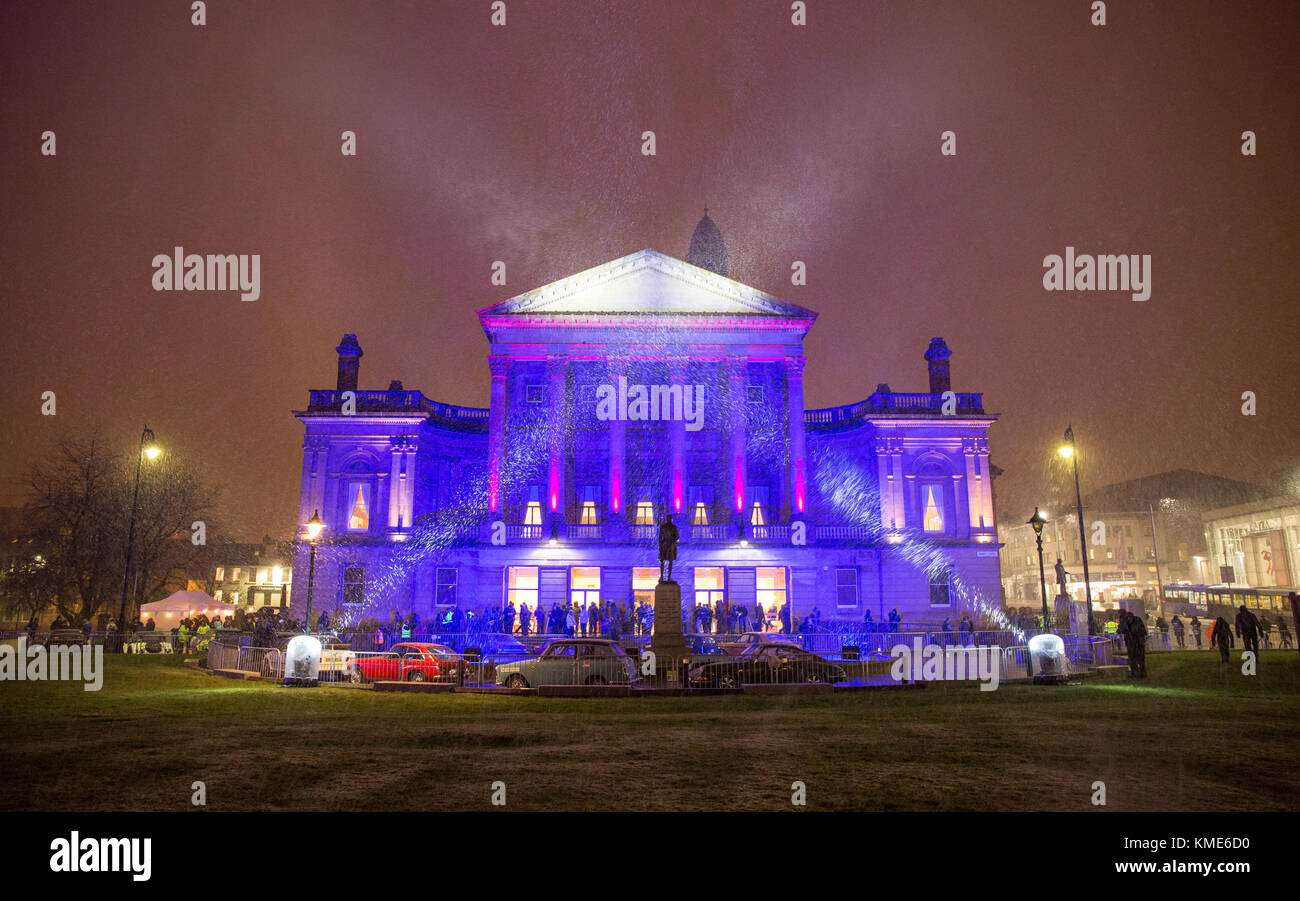 Paisley by Night. Scotland Stock Photo - Alamy