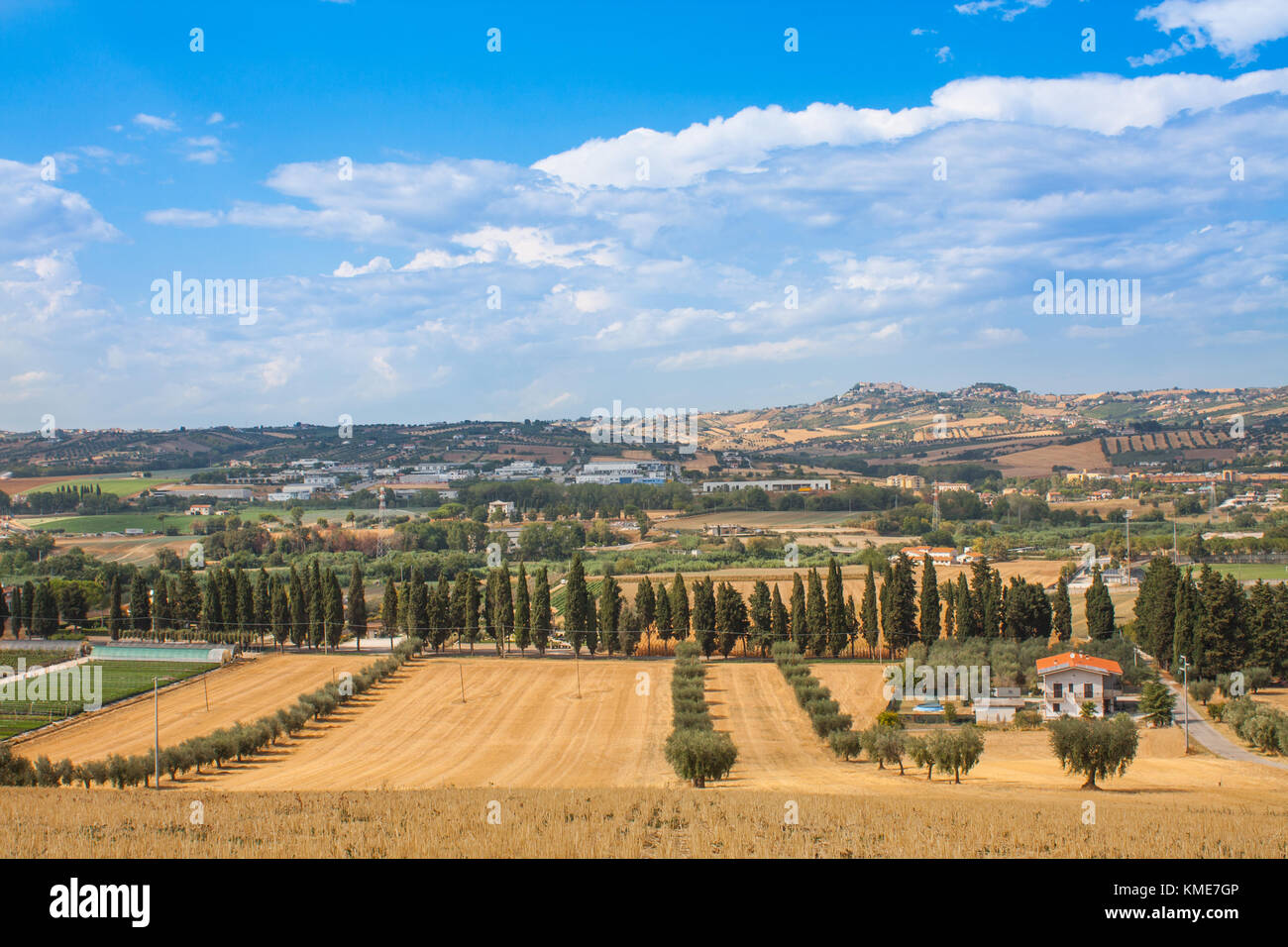Italy Landscape View with Clouds on Blue sky, Italian Fields Stock ...