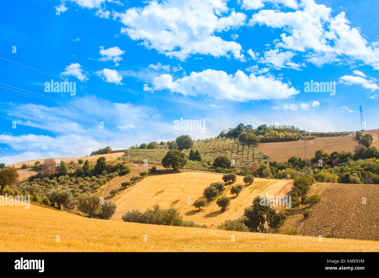 Italy Landscape View with Clouds on Blue sky, Italian Fields Stock ...