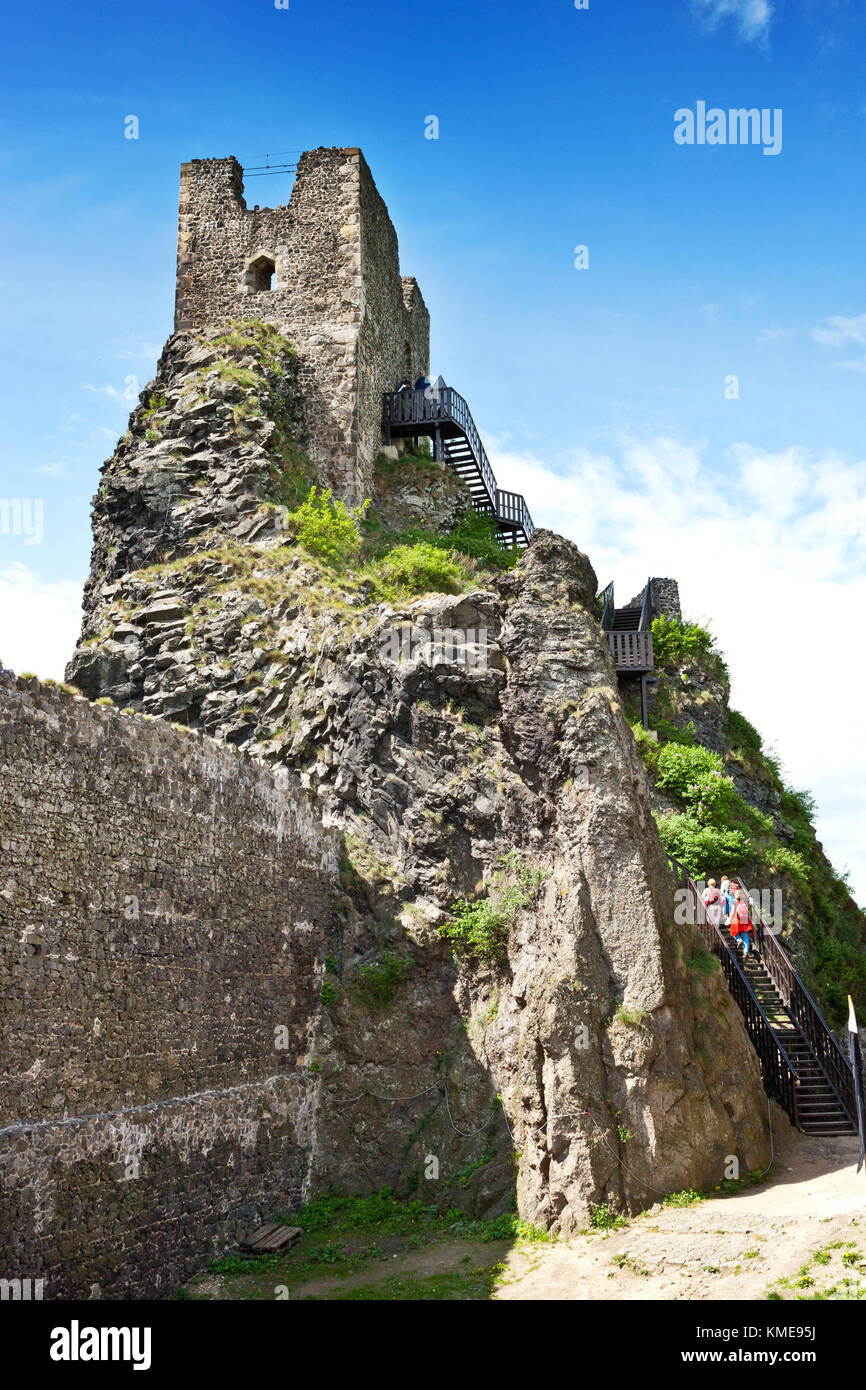 famous gothic ruins of Trosky casle, Baba and Panna towers, Troskovice ...