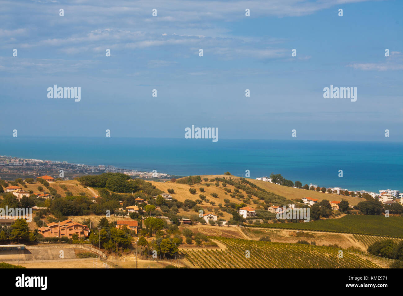 Italy Landscape View with Clouds on Blue sky, Italian Fields Stock ...