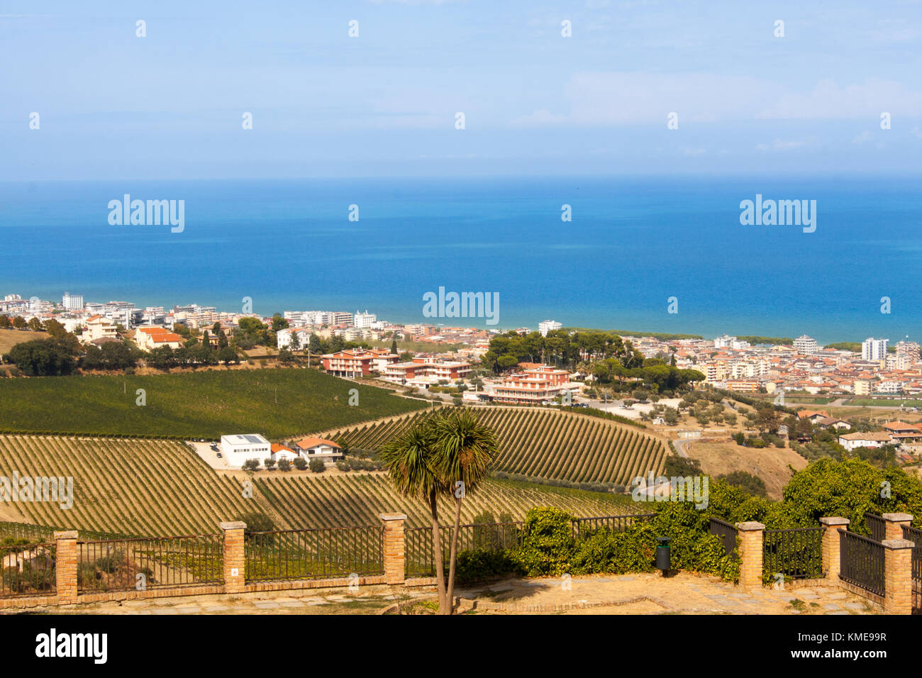 Italy Landscape View with Clouds on Blue sky, Italian Fields Stock ...
