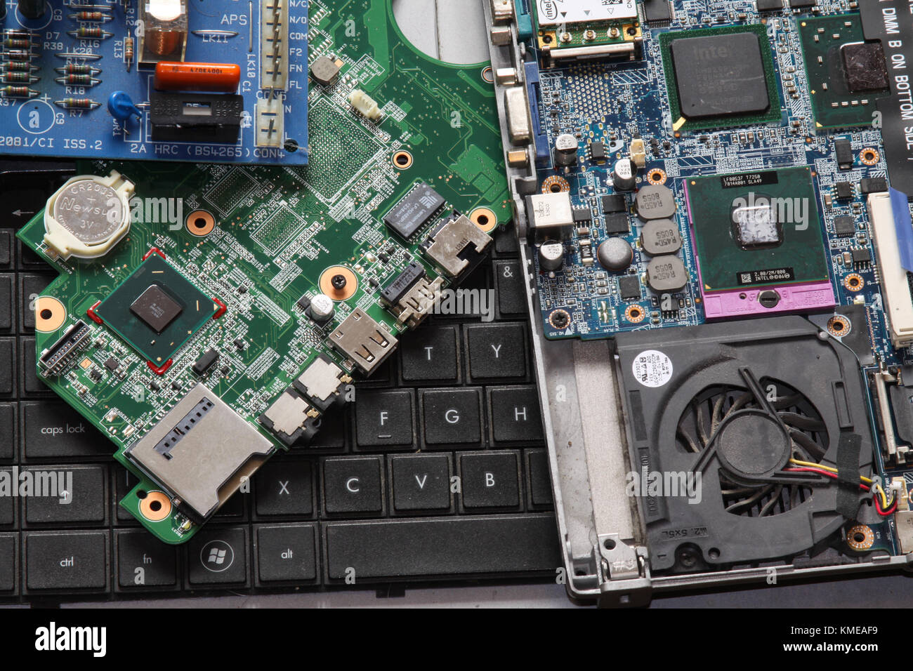 Waste circuit boards computers hi-res stock photography and images - Alamy