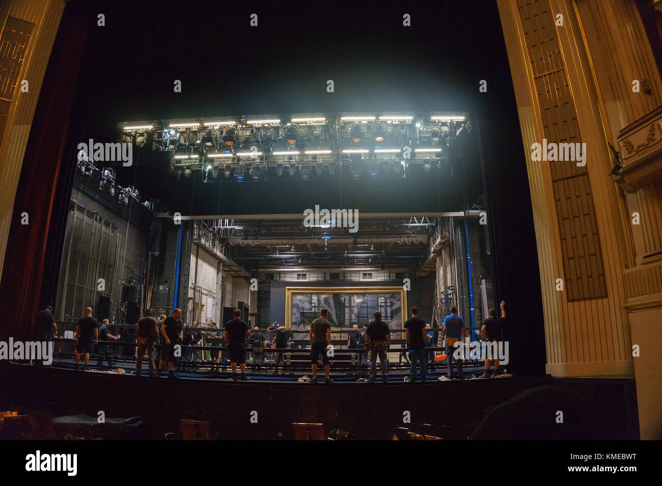 Backstage and interior of Vienna State Opera House. Rehearsals and ...