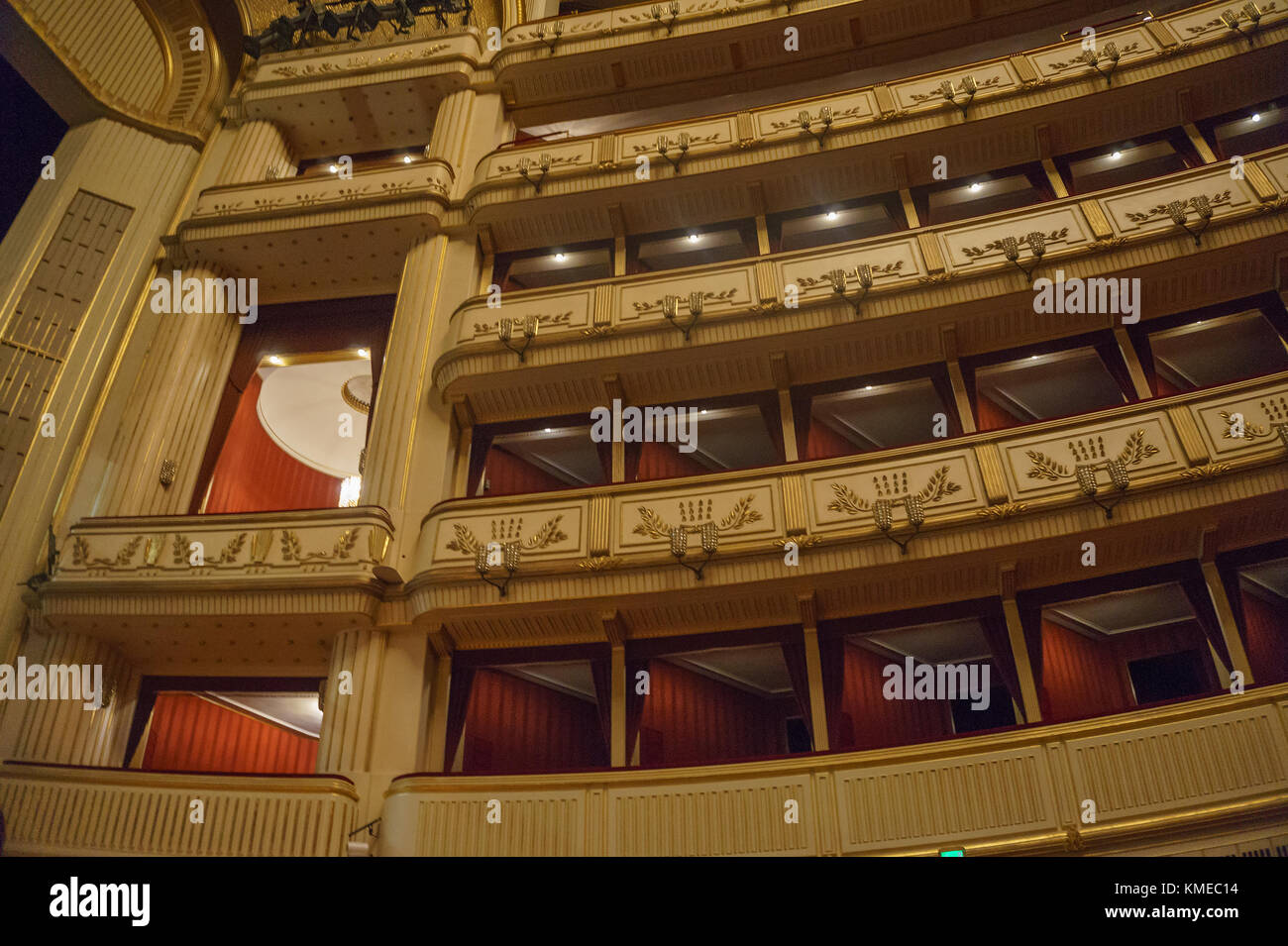 Interior of Vienna State Opera House. Wiener Staatsoper produces 50-70 ...