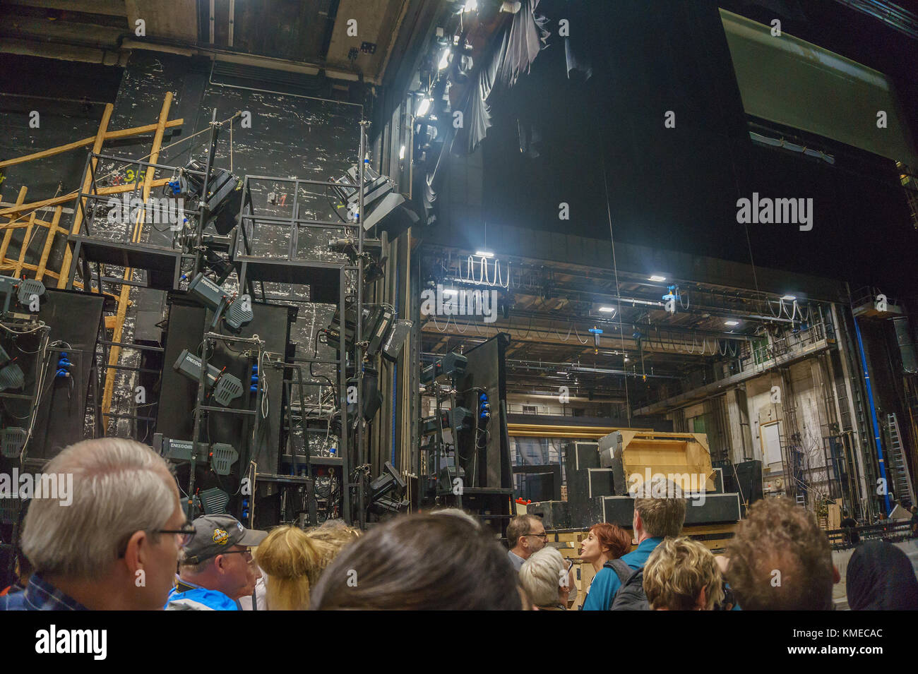 Backstage and interior of Vienna State Opera House. Rehearsals and ...