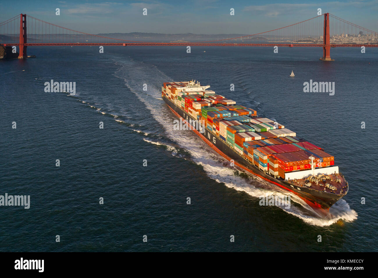 Container ship golden gate bridge hi-res stock photography and images ...