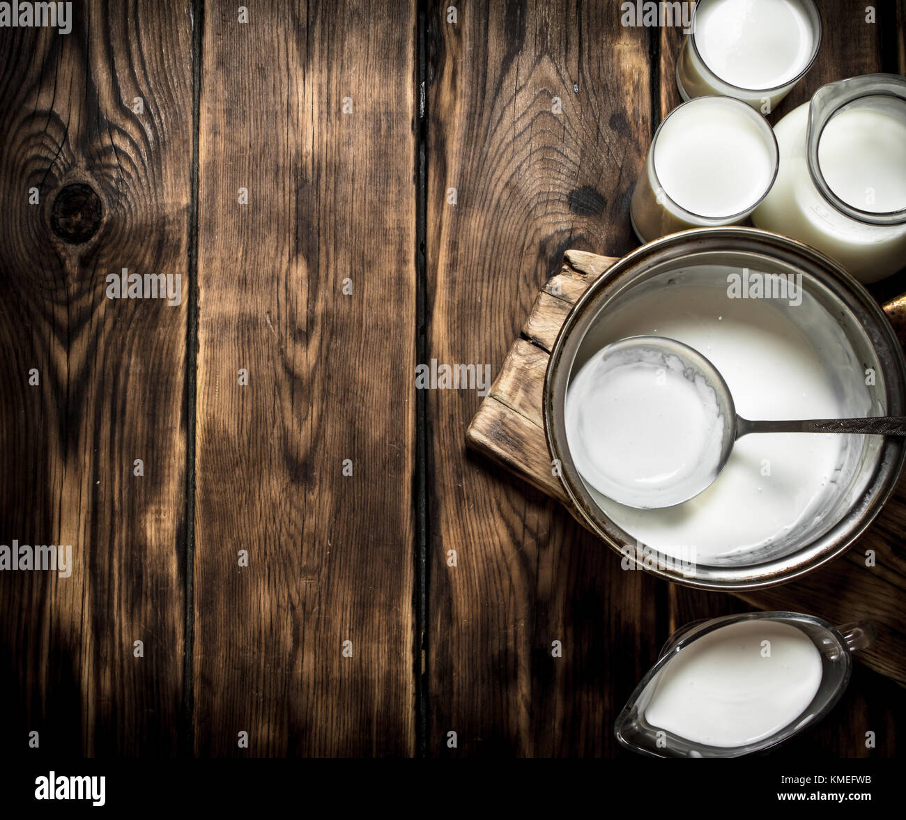 Fresh dairy products on the wooden table Stock Photo - Alamy