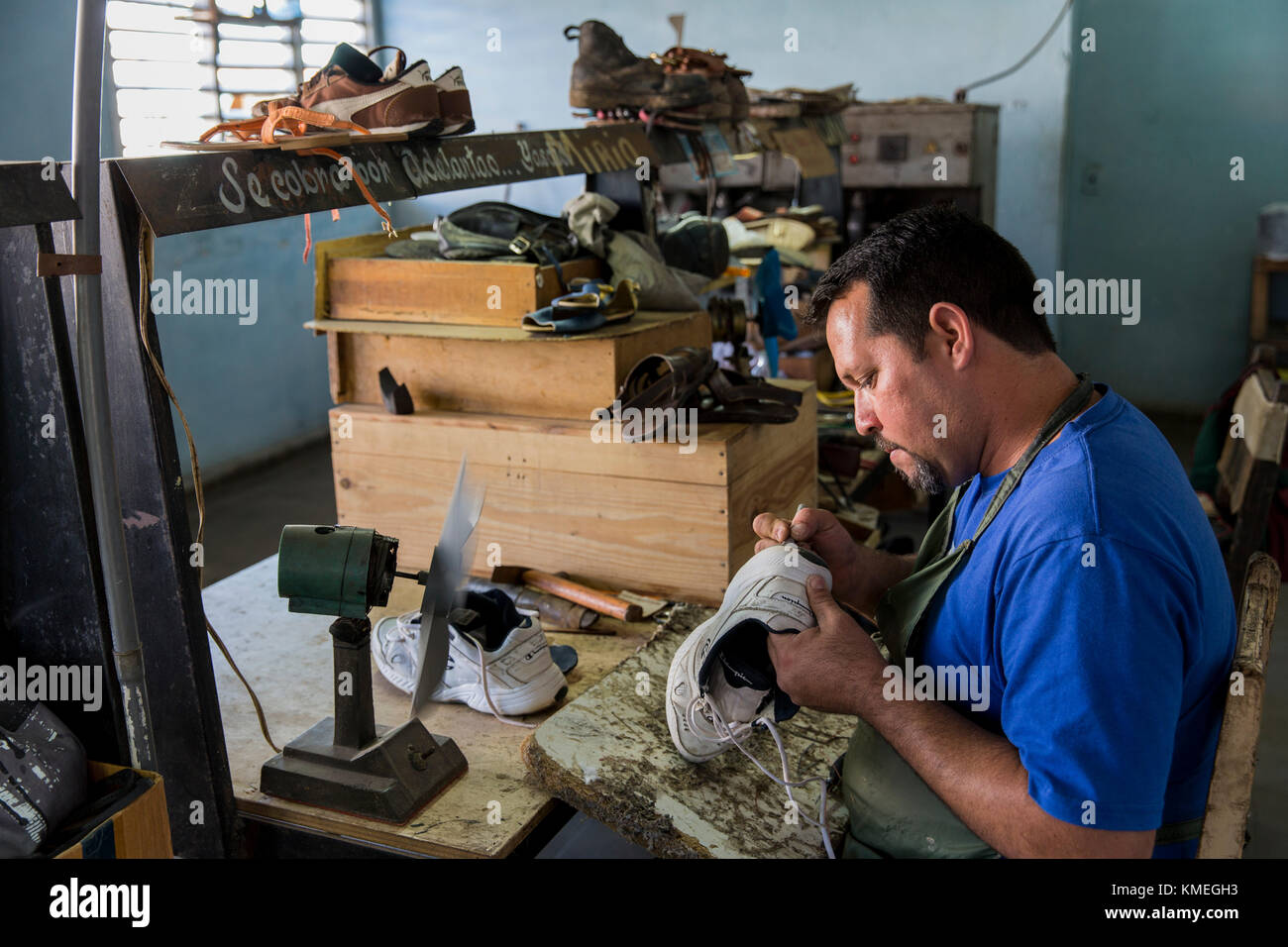 Shoes repair hi-res stock photography and images - Alamy