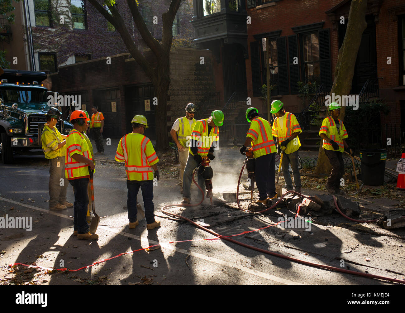 Subcontractors hi-res stock photography and images - Alamy