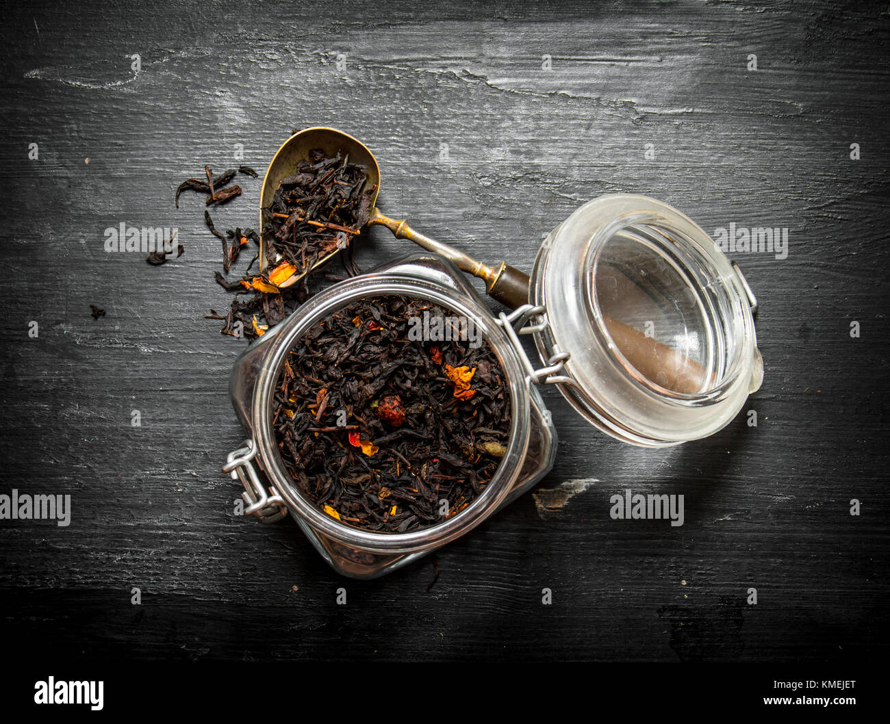 Jar dry black tea hi-res stock photography and images - Alamy