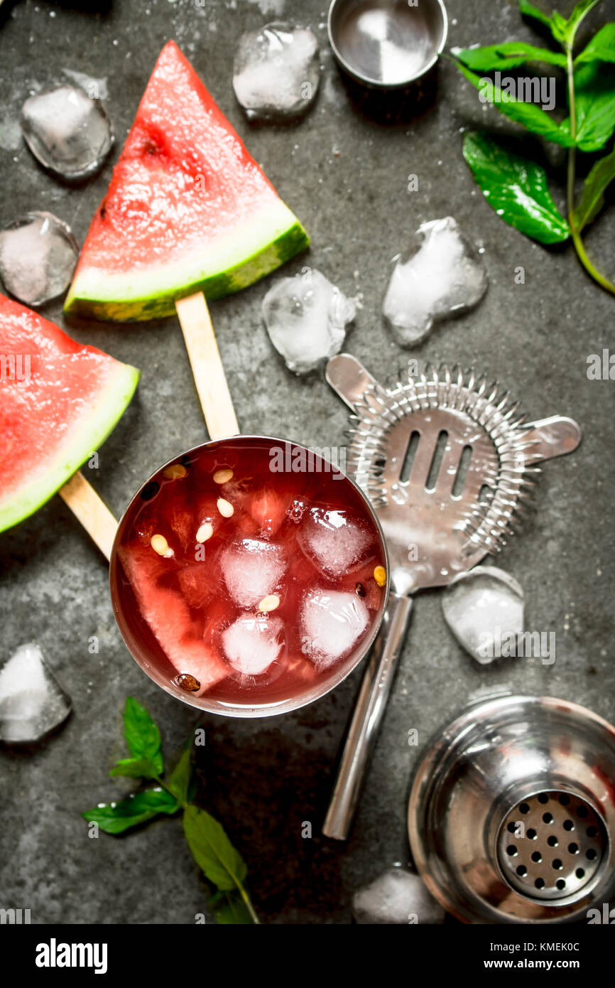 Ice cream shaker hi-res stock photography and images - Alamy