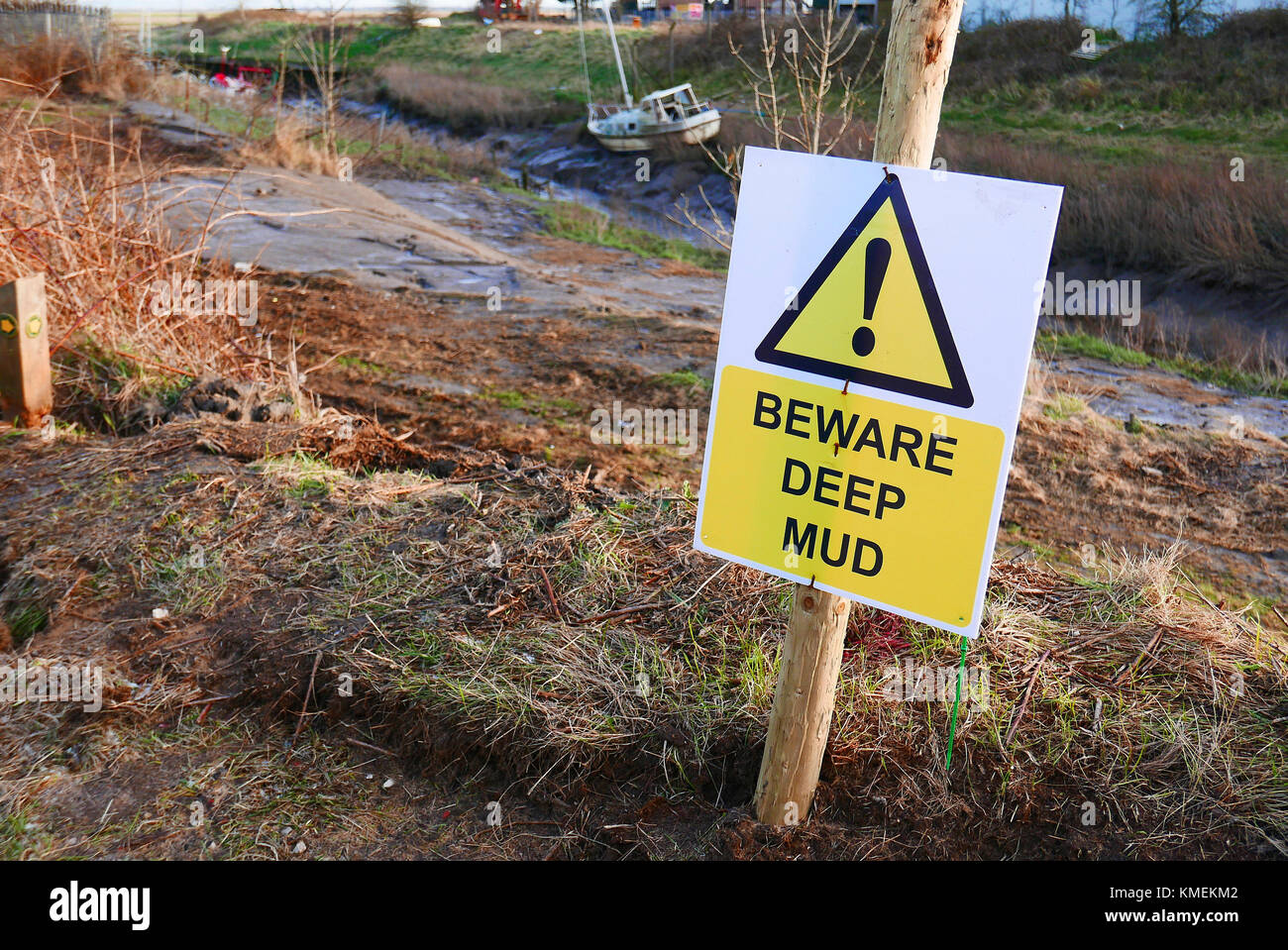 Deep mud sign hi-res stock photography and images - Alamy