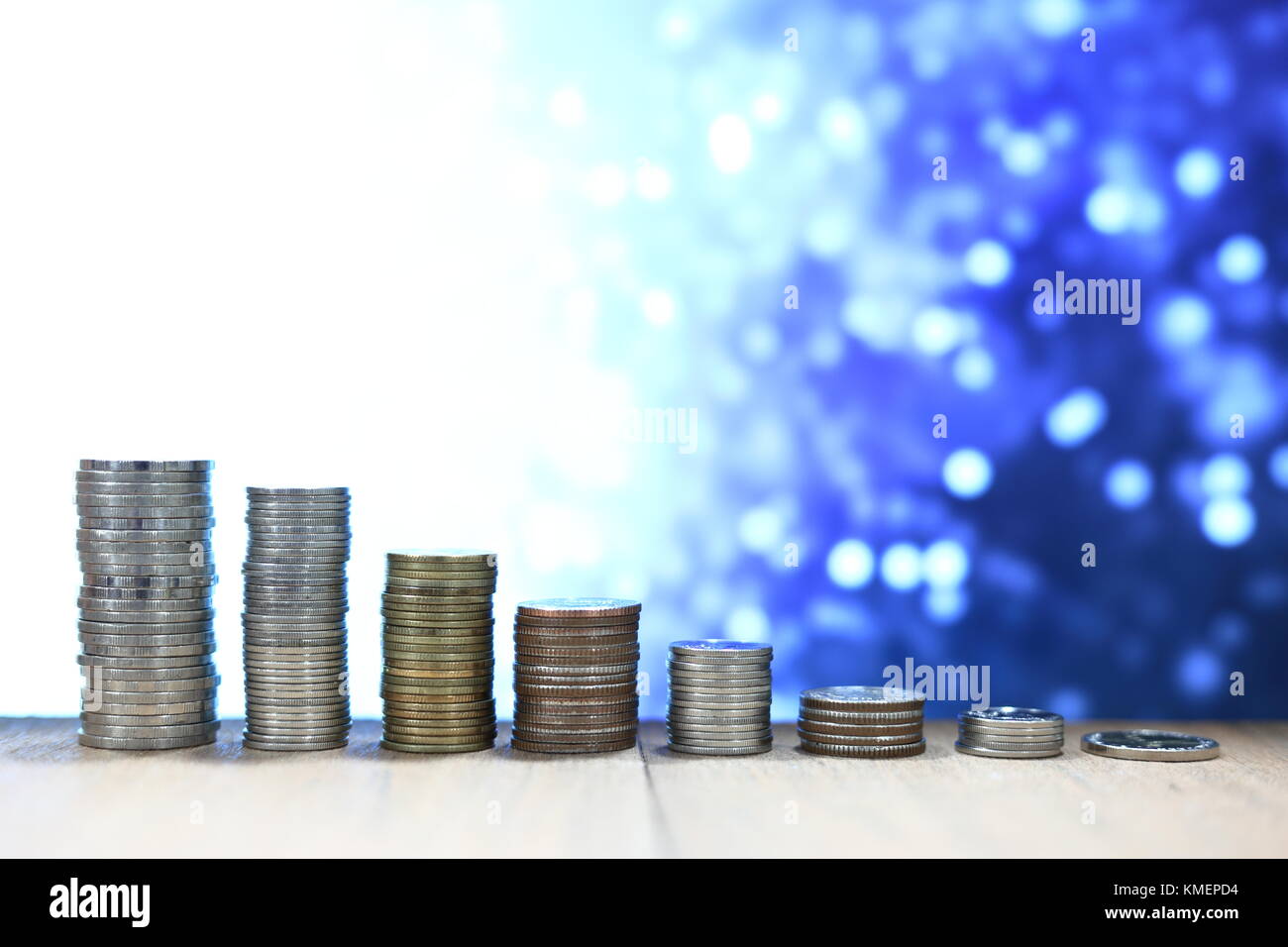 Decline chart hi-res stock photography and images - Alamy