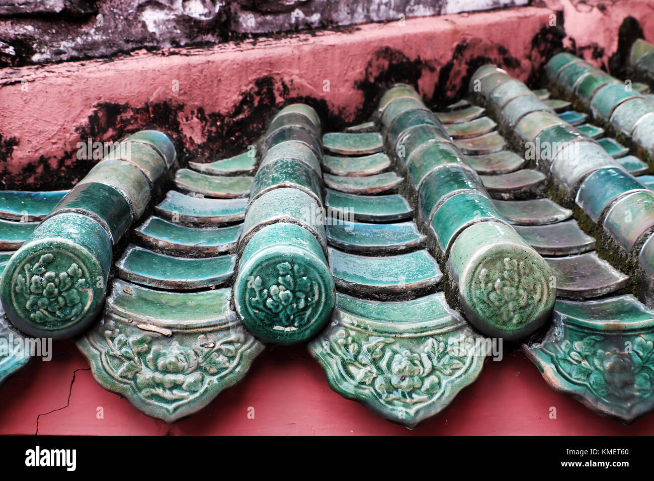 Vintage tile texture in temple hi-res stock photography and images - Alamy