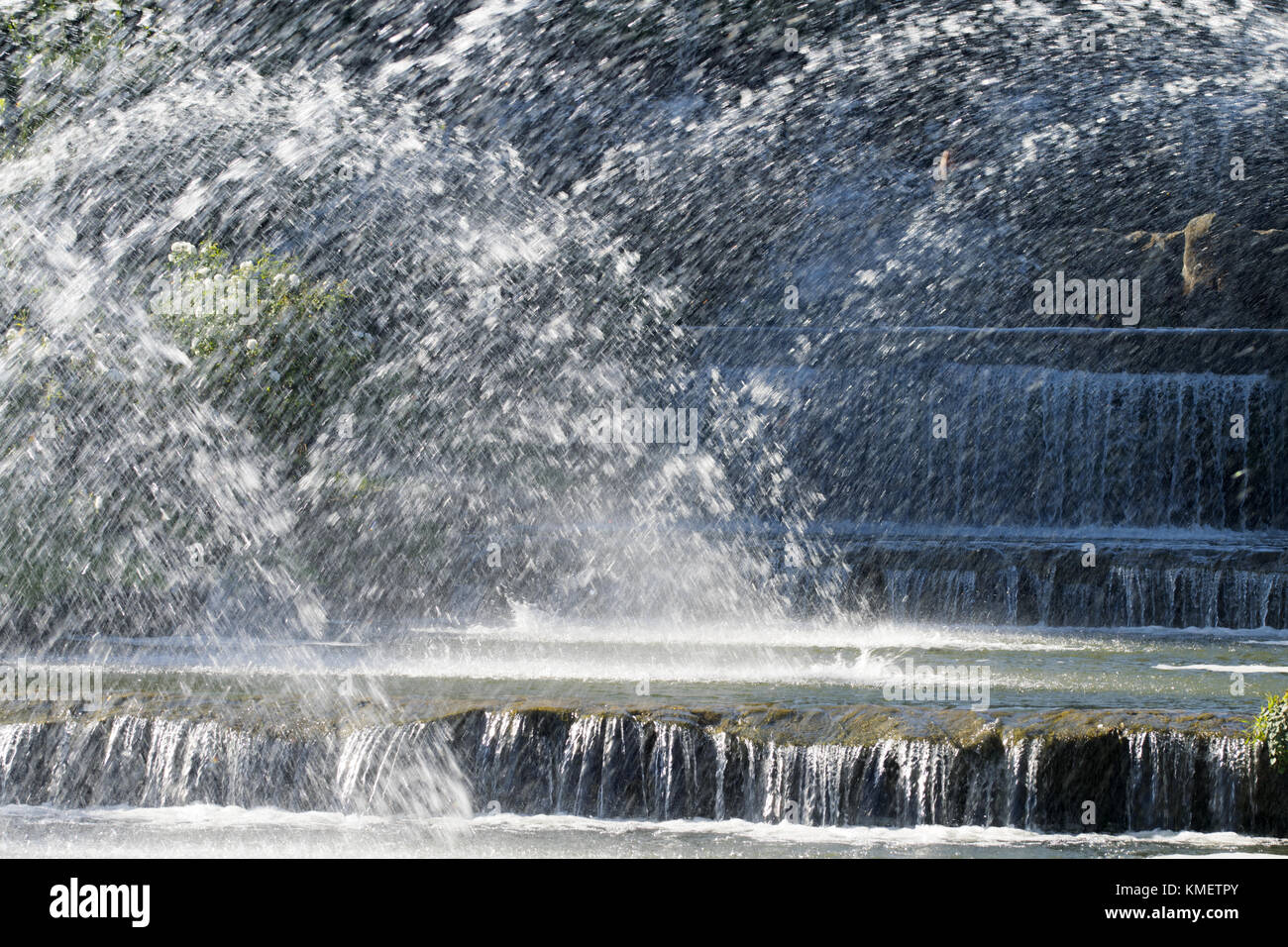 Spurt squirt water fountain hi-res stock photography and images - Alamy