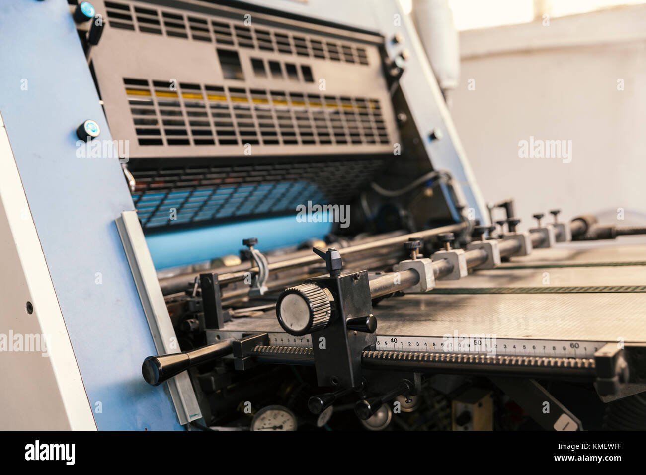 Old printing machine hi-res stock photography and images - Alamy