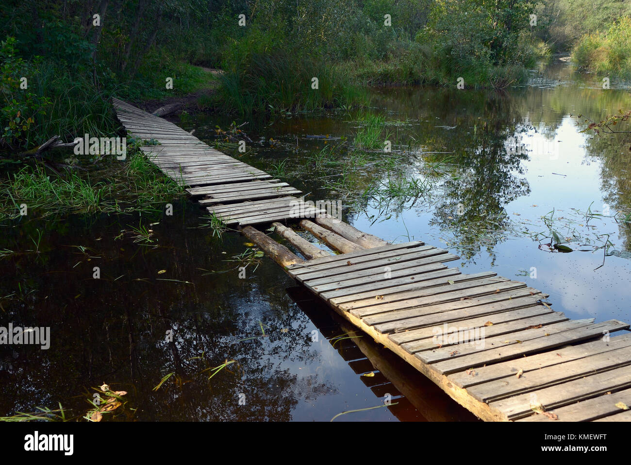 Broken footbridge hi-res stock photography and images - Alamy